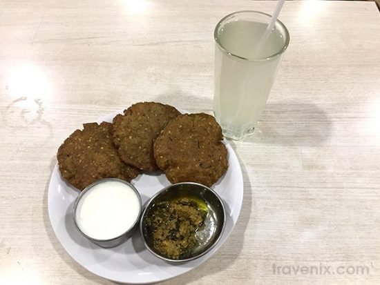 18 Famous Street Foods to Try at Dadar - Mumbai