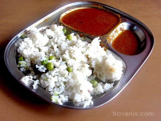 18 Famous Street Foods to Try at Dadar - Mumbai