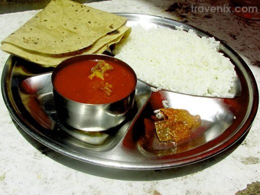 18 Famous Street Foods to Try at Dadar - Mumbai