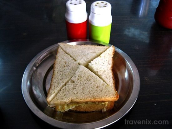 18 Famous Street Foods to Try at Dadar - Mumbai