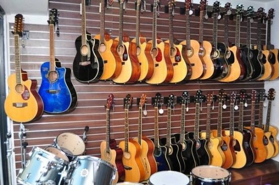 10 Best Musical Instrument Shops in Mumbai To Buy Indian and Western ...