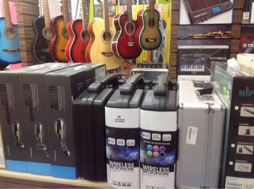 10 Best Musical Instrument Shops in Mumbai To Buy Indian and Western ...