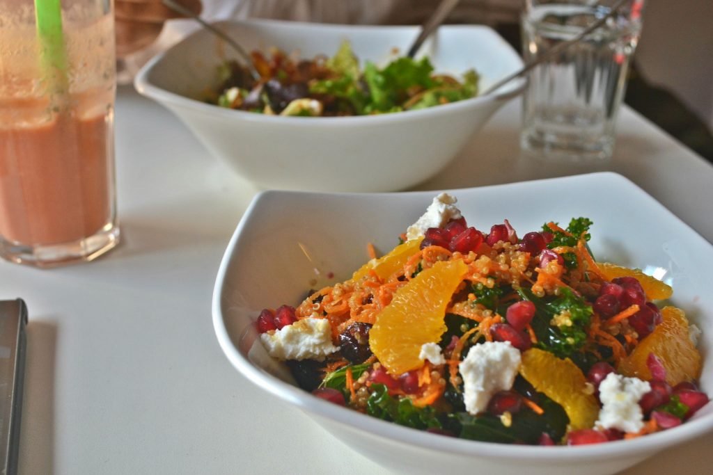 6 Best Salad Restaurants In Mumbai For A Healthy and Filling Meal