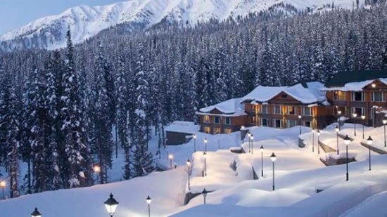 Top 10 Hill Stations in India For Your Summer Holiday Plans